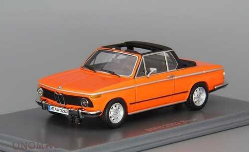 1:43 BMW 2002 Baur Cabriolet, orange. NEO