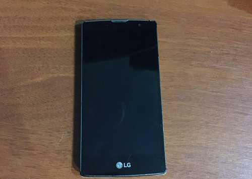 Смартфон LG Magna