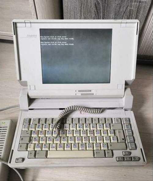 Ретро ноутбук Compaq SLT286
