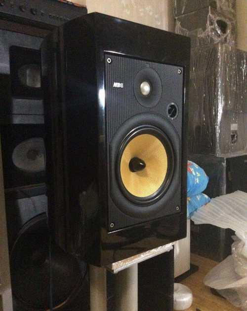 B&W Loudspeakers Signature 7nt