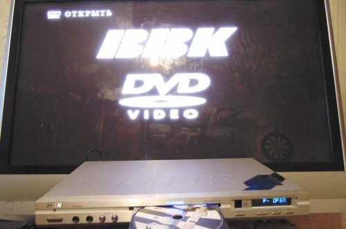 DVD-Плеер с караоке BBK DV939S