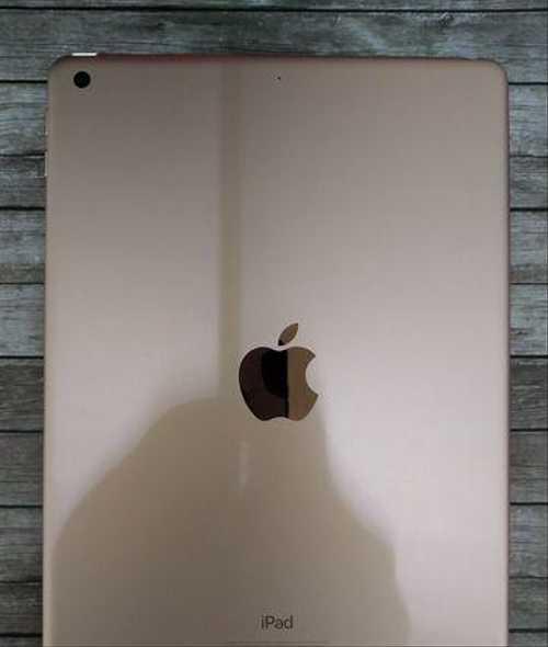 Планшет iPad 6 th Generation 32Gb (987)