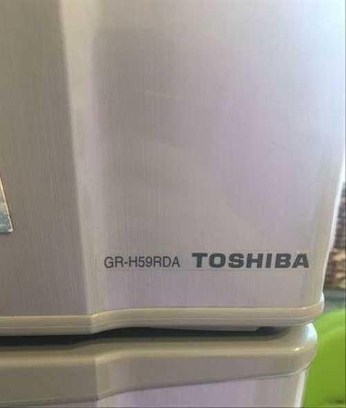 Холодильник toshiba