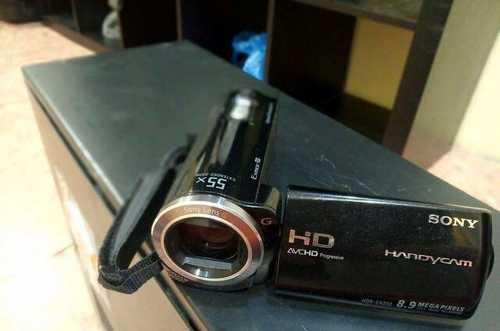 Цифровая видеокамера Sony HDR-CX250E