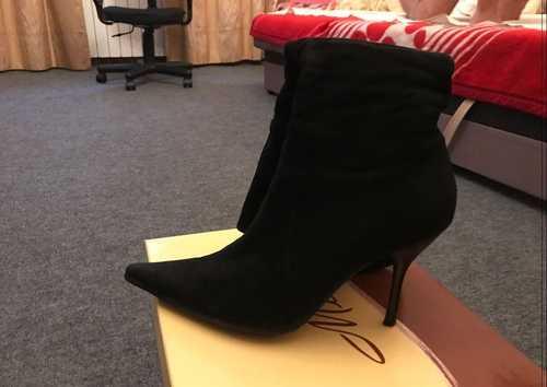 Продам зимние сапоги фирма lisette