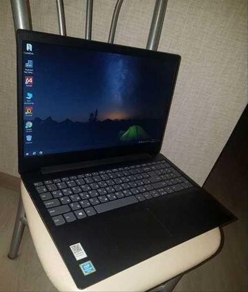 15.6" Ноутбук Lenovo / 2020 год / Pentium Gold