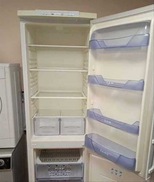 Холодильник бу akai (Бирюса)