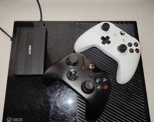 Продаю игровую приставку xbox One 500GB+HDD1TB