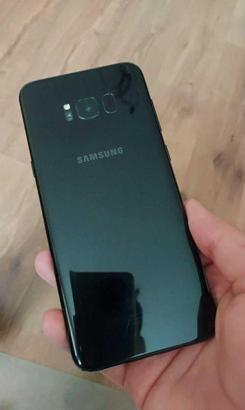 Телефон Samsung