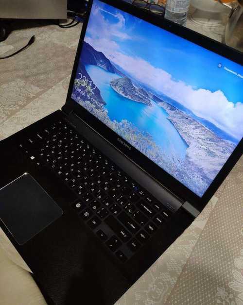Samsung NP900x4C 15'', i5, 8gb, SSD 128GB, вес 1,6