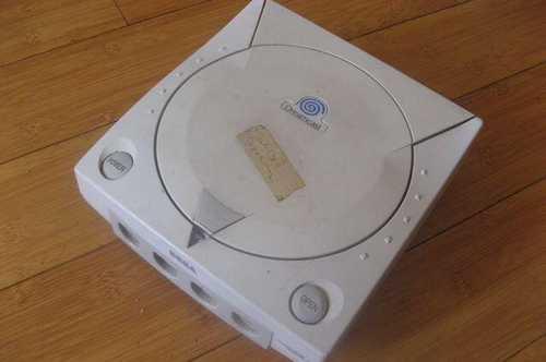 Приставку sega dreamcast