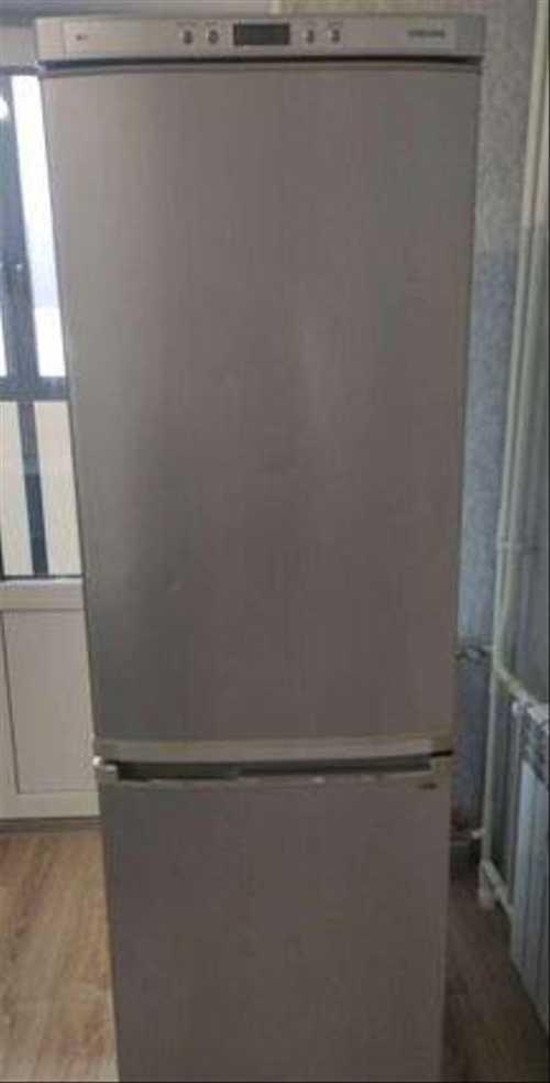 Холодильник Samsung RL28dbsi1/BWT