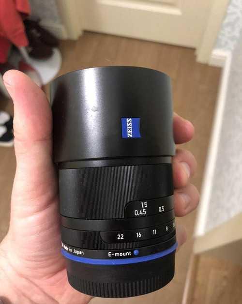 Объектив Zeiss Loxia 50mm f2 planar
