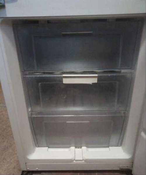 Холодильник IKEA б/у встраиваемый