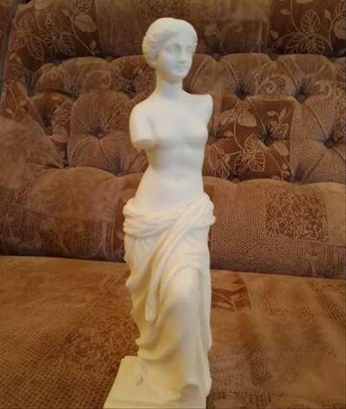 Статуэтка Венера милосская