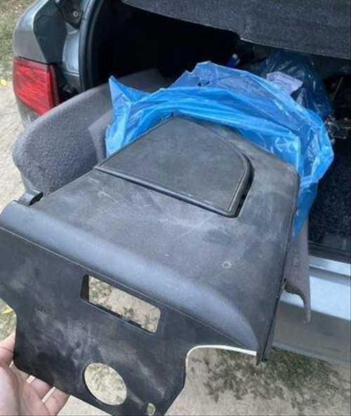 Полка багажника и две опора комплект приора хетч