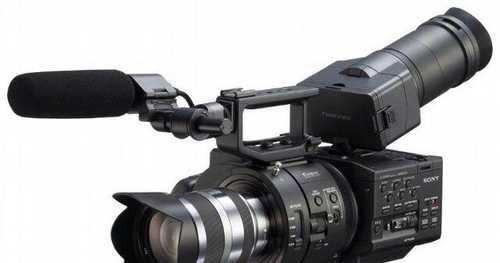 Видеокамера Sony NEX-FS700EK Kit Silver 18-200