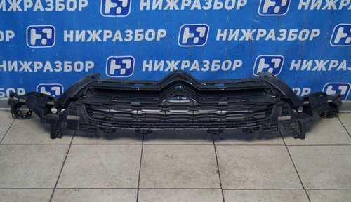 Решетка радиатора Citroen Ds4