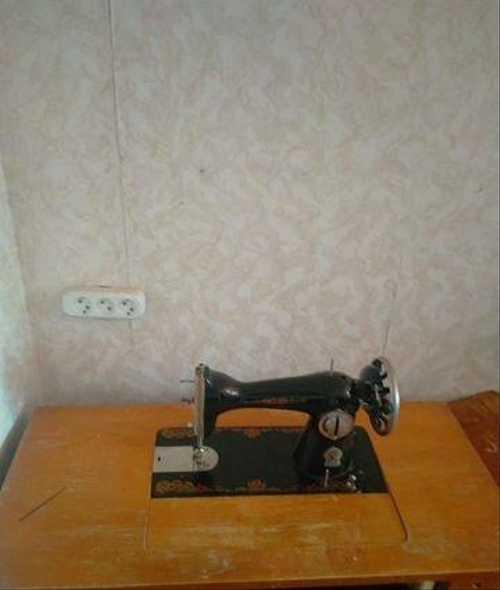 Швейная машинка зшм 1М