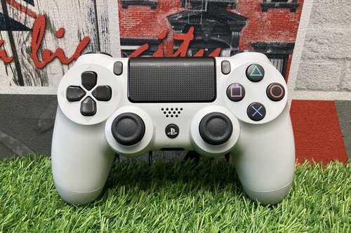 Геймпад Sony DualShock 4 / Скупка