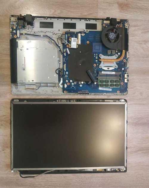 Ноутбук Samsung NP300E5A (на запчасти)