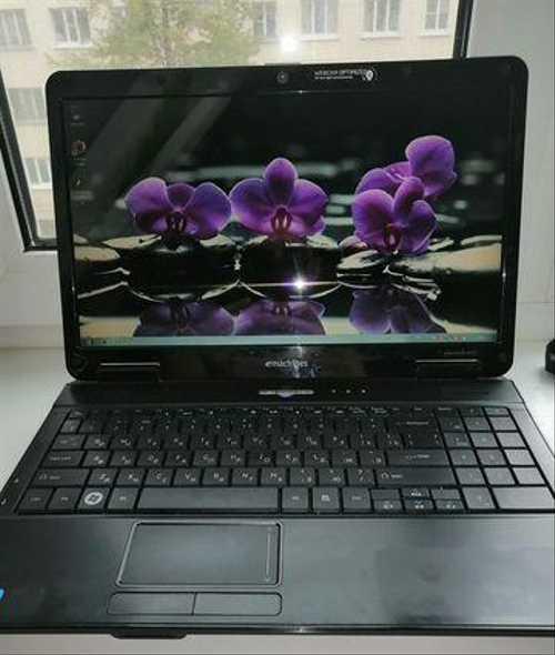 Ноутбук Acer eMachines е525
