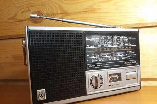 Винтажный радиоприемник Grundig Music boy 1100