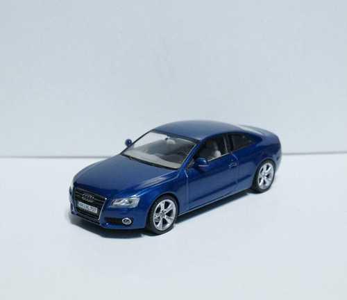 Audi A5 1/43 Schuco