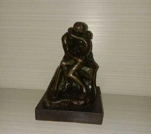 Скульптура старинная бронза "Поцелуй" Огюст Роден
