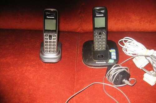 Телефон с двумя трубками