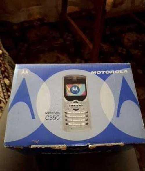 Телефоны Motorola C350, Nokia 6303i