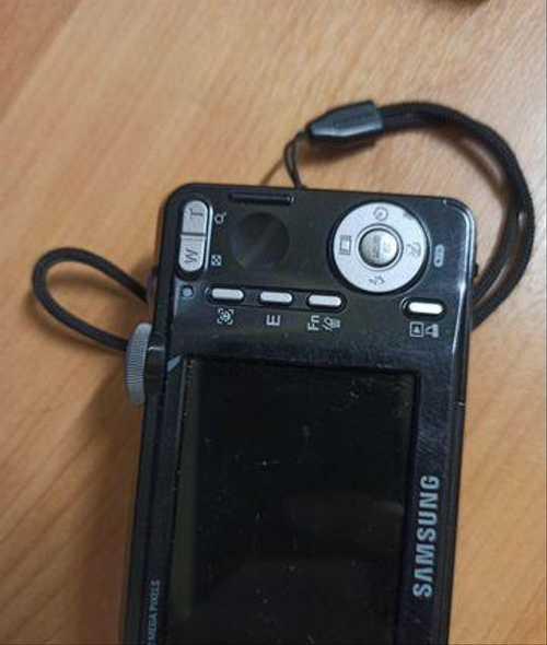 Компактный фотоаппарат Samsung S1060