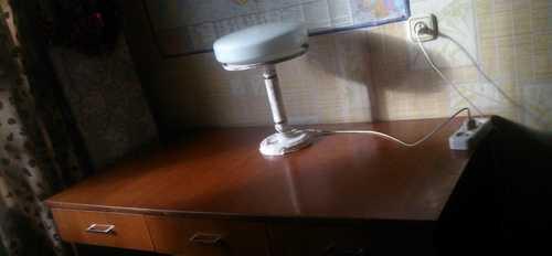 Стол письменный +лампа настольная | Festima.Ru - Мониторинг объявлений