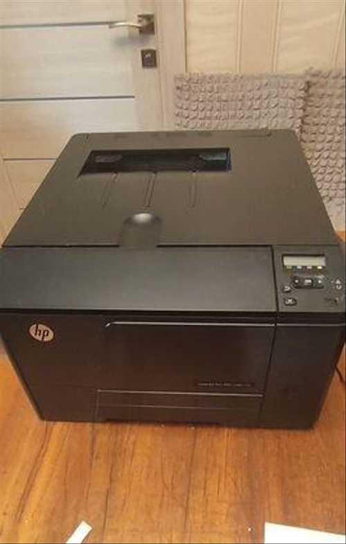 Цветной лазерный принтер HP LaserJet Pro M251n