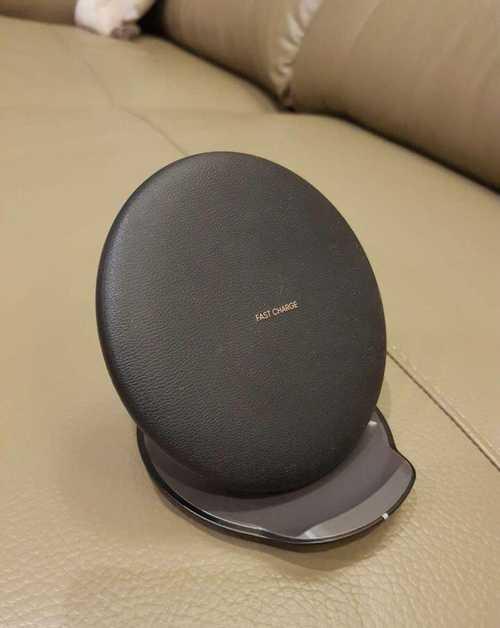 Беспроводное зарядное устройство Samsung EP-PG950