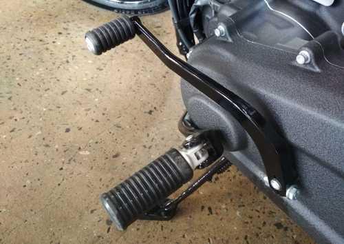 Подножки Harley-Davidson Mid Controls
