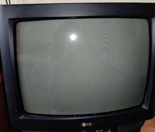 Телевизор LG кинескопный 52см