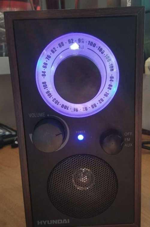 Радиоприемник Hyundai H-SRS140