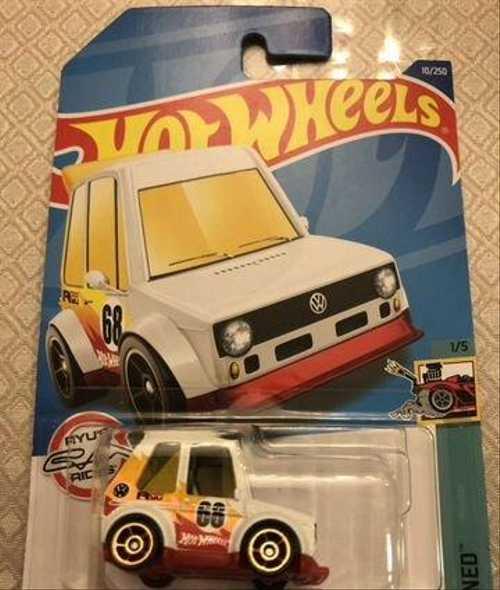 Hot wheels tooned volkswagwn golf ml1