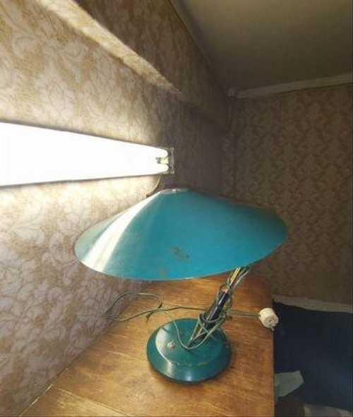 Лампа настольная советская