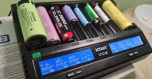 Xtar VC8 Зарядное устройство для 8 аккумуляторов