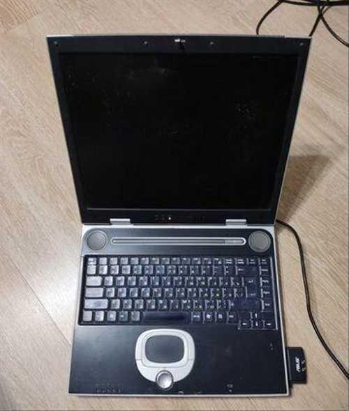 Продам древний ноутбук iRu Brava-4115W combo