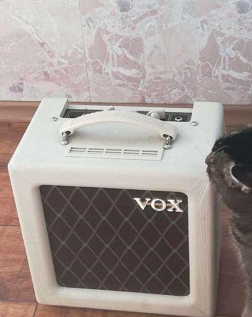 Комбоусилитель ламповый VOX AC4TV8