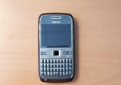 Телефон Nokia E 72