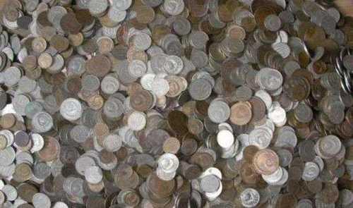 Монеты СССР много