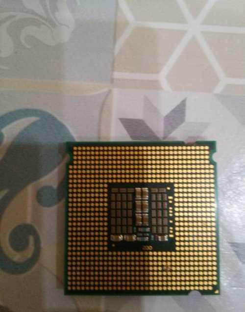 Процессор Xeon e5450 slbbm С адаптером на 775