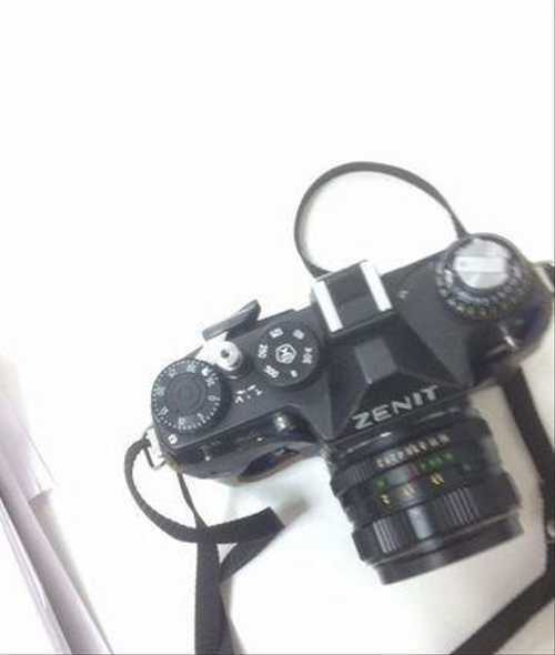 Zenith 11 Пленочный фотоаппарат