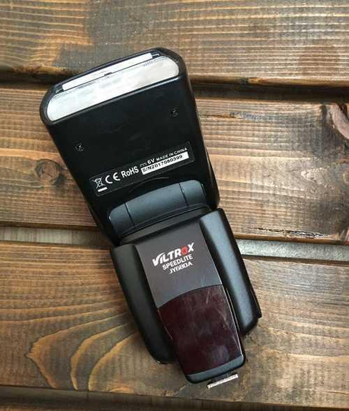Мануальная вспышка Viltrox JY680A для любой камеры