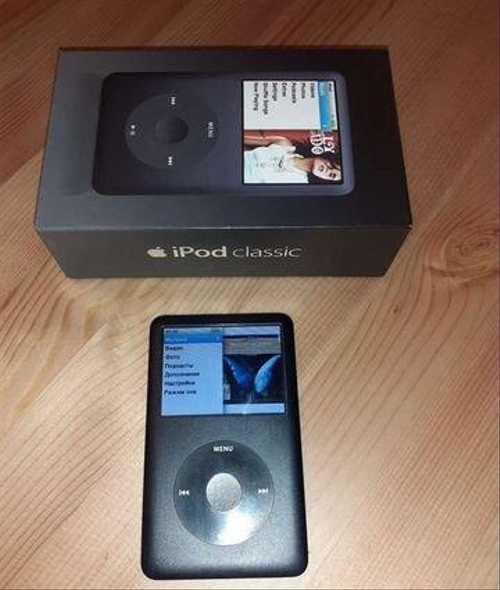 Плеер iPod classic 80 GB + оригинальный чехол