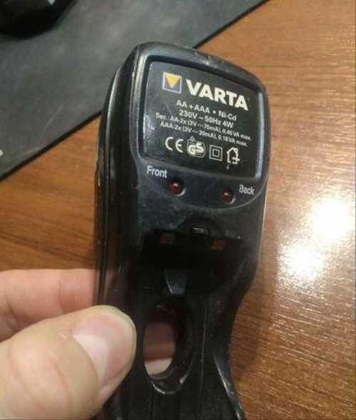 Зарядное устройство Varta для батареек. Тип аа и а